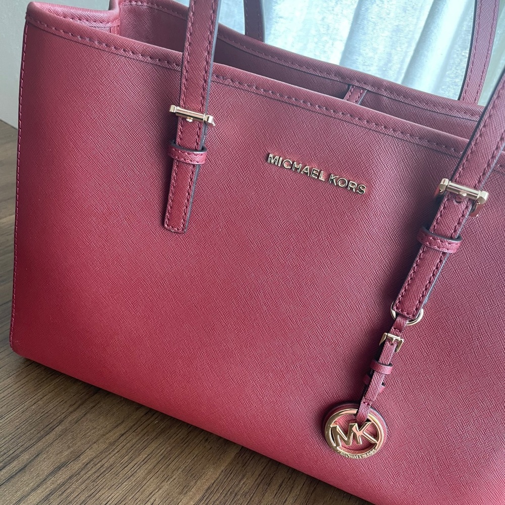 Jet Set Saffiano Leather Tote Bag - Brandy - Gem